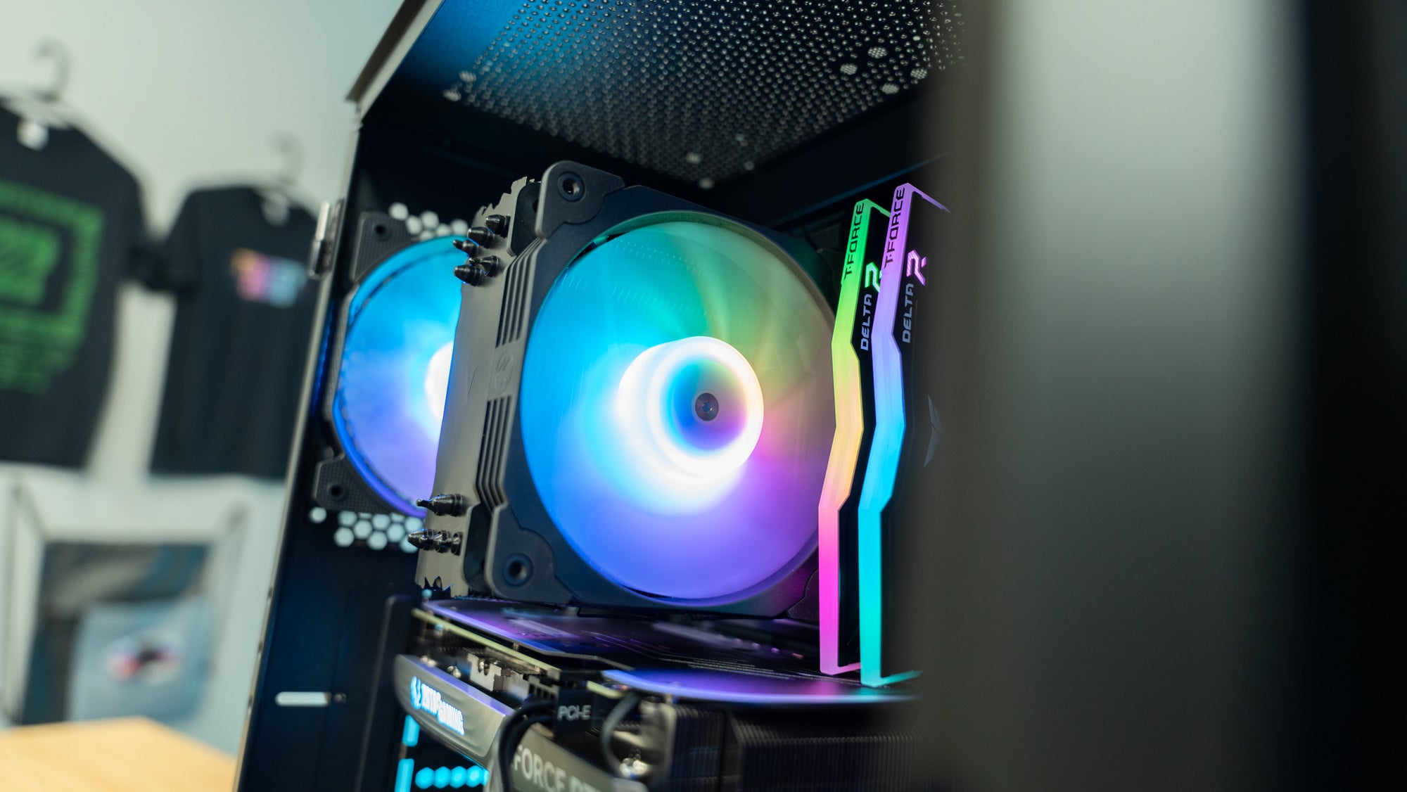 Premium Streamer PC - Intel i5 12400F + RTX 5060 Ti