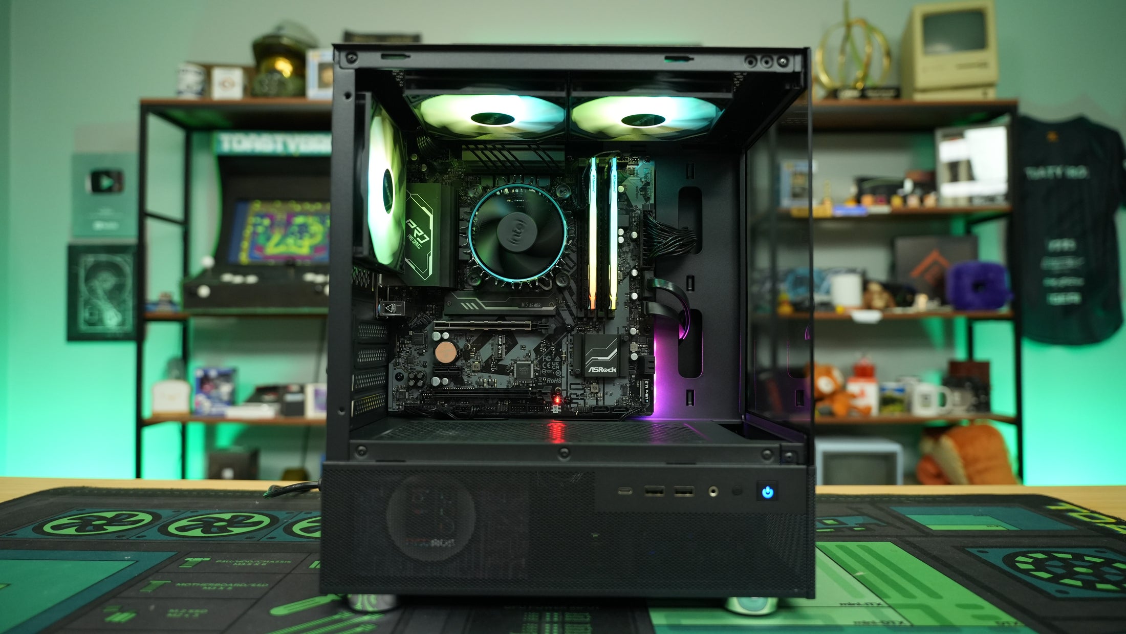 Upgrade Path Starter - Intel Ultra 5 225 eSports Gaming PC