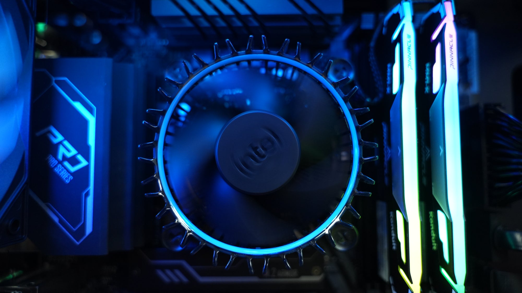 Upgrade Path Starter - Intel Ultra 5 225 eSports Gaming PC