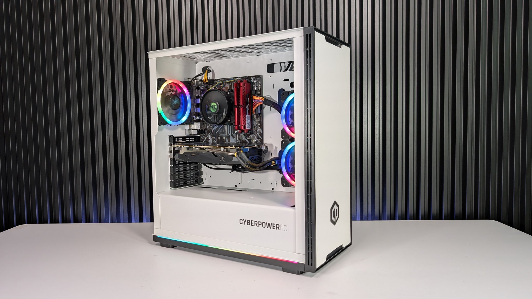 Ryzen 7 2700 + RX 580 8GB Gaming PC