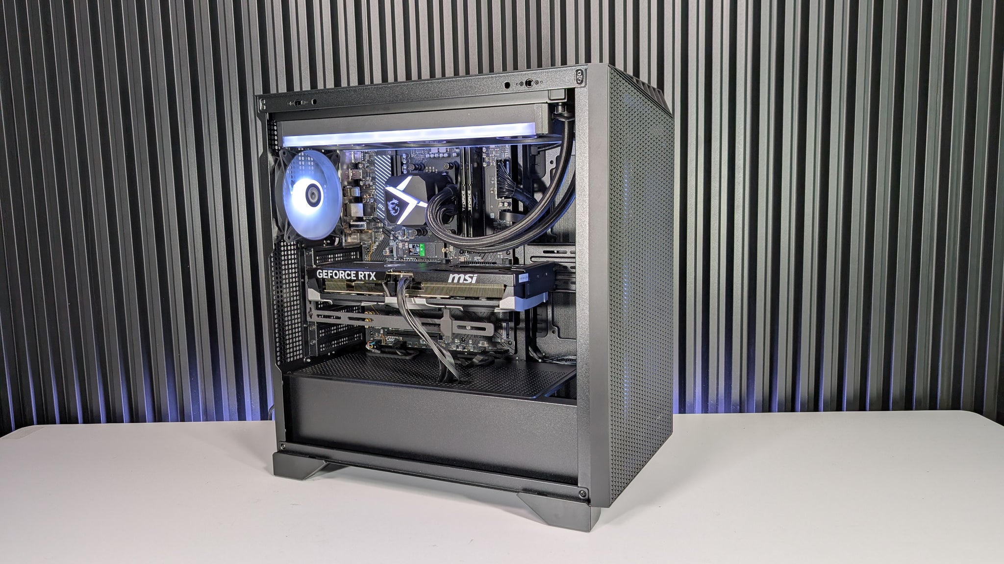 AMD Ryzen 9900X + RTX 5080 Gaming/Streaming PC